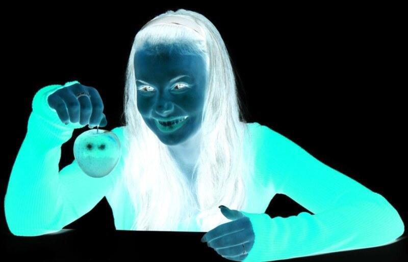 Filtro online para invertir el color. Negativo de foto - Fotoefectos